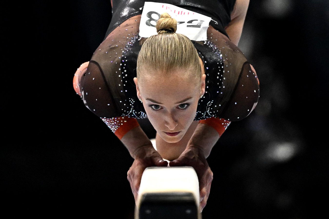 Fenomeen Simone Biles pakt wéér twee gouden plakken bij WK turnen ... Fenomeen Simone Biles pakt wéér twee gouden plakken bij WK turnen ...