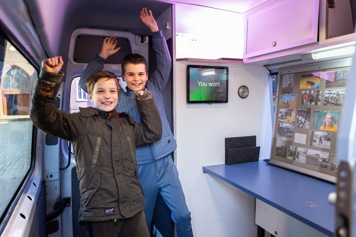 Escaperoom-bus maakt jongeren in Meierijstad bewust van gevaren ...