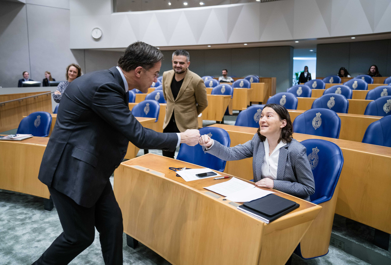 Afrekening na excuses voor slavernijverleden verdeelt Kamer | Foto | AD.nl
