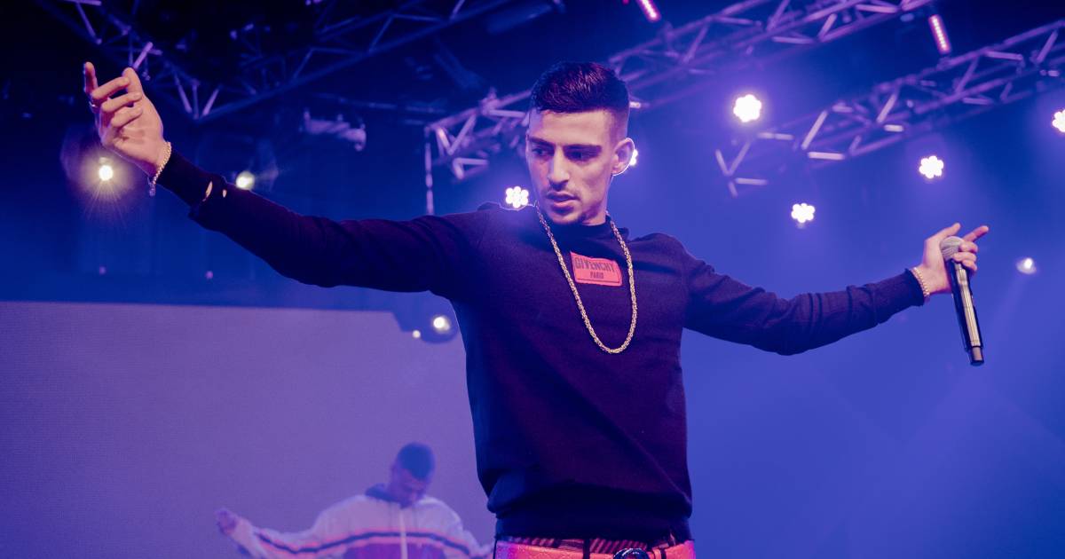 Rapper Boef: 1000 euro voor scholier met 9+ | Show | AD.nl