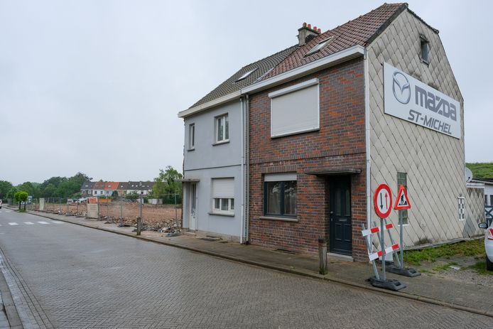 En toen bleven er nog twee woningen over: leegstaande huizen ...
