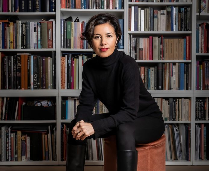 Gunay Uslu: ‘Heb ik iets gedaan waardoor hij denkt dat hij mijn wang ...