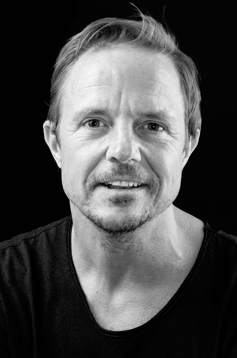 Zwemmen door de grachten voor ALS-patiënt Daniel Möllenkamp (1968-2022)