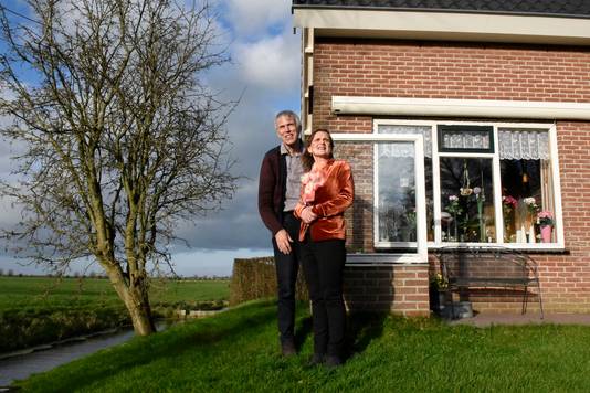 Oproep aan Woerden om zich hard te maken tegen houtrook: ‘Duidelijk maken dat het ernst is met ...