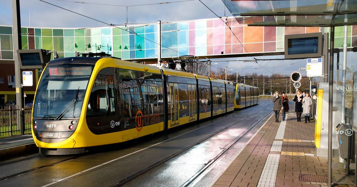 Kapotte bovenleiding gerepareerd, Uithoflijn in Utrecht gaat na ...