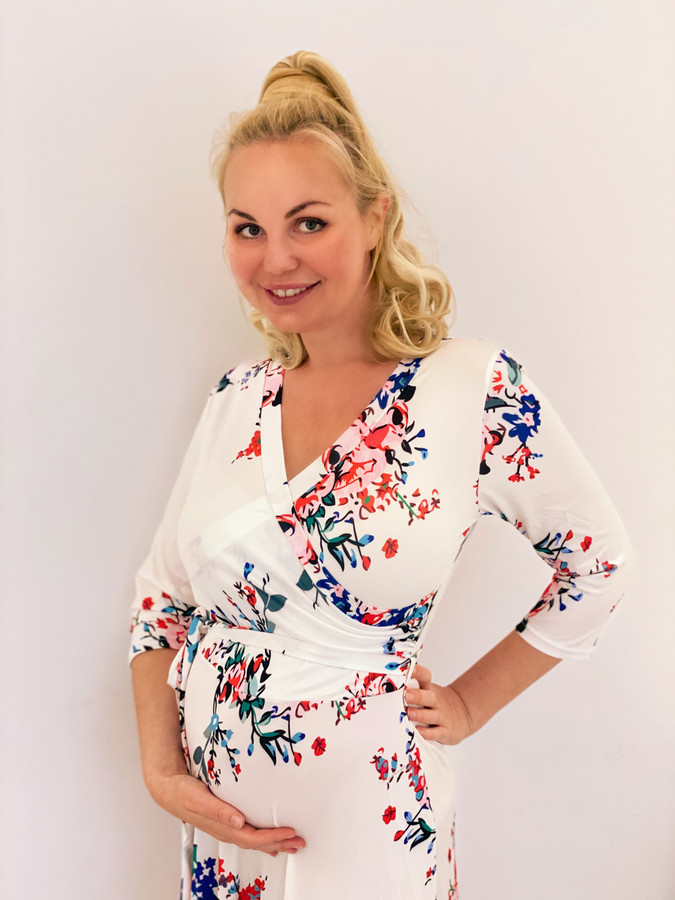 Na twee miskramen is Lesley-Ann Poppe opnieuw zwanger: “Eerst was het ...