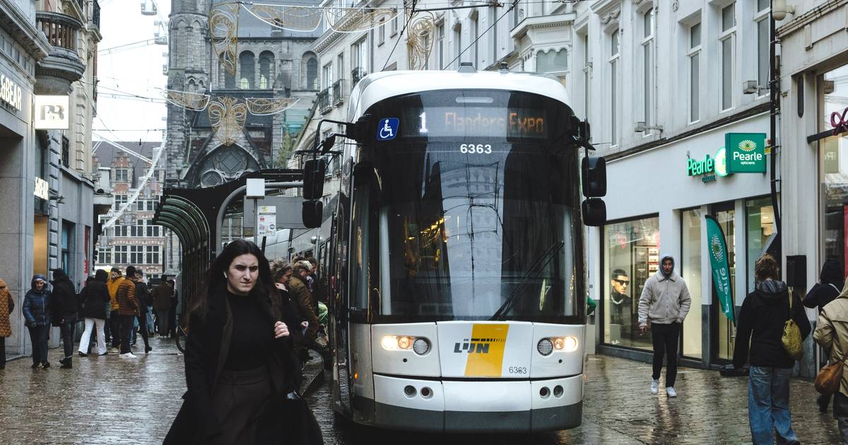 Gent wil ook na de zomer pendelbus tussen Gent-Sint-Pieters en ...