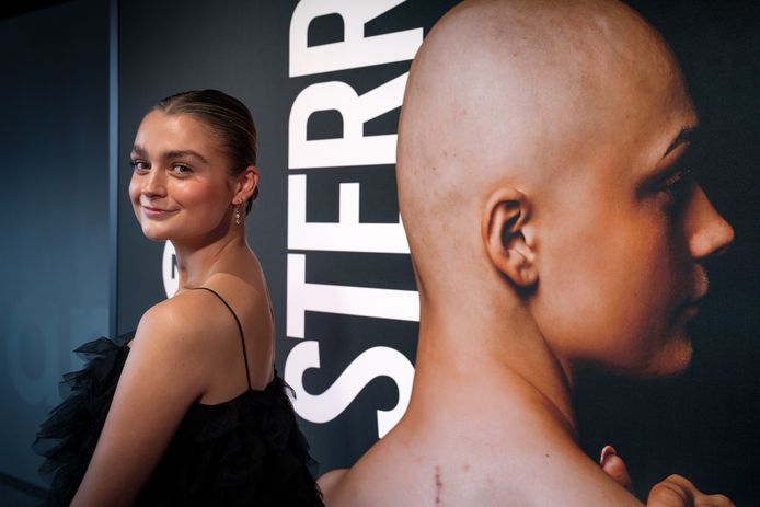 Sterre kreeg als 17-jarige de diagnose botkanker en liet dat filmen ...