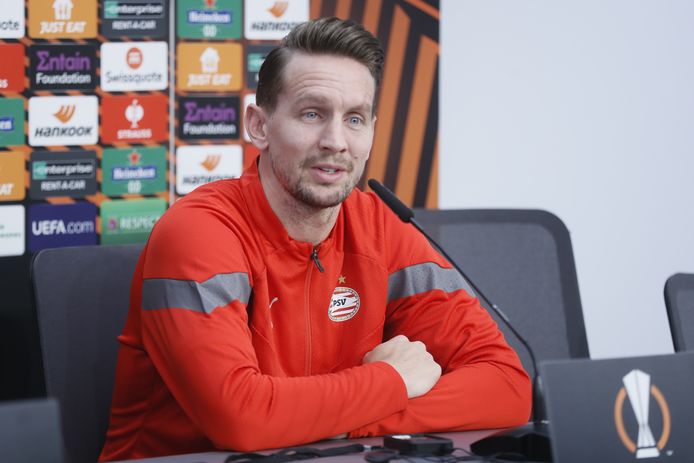 Luuk de Jong geniet van terugkeer in Sevilla, Jesús Navas looft PSV ...
