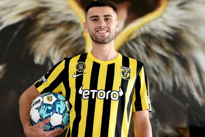 Waarom Mathijs Tielemans van PSV naar Vitesse gaat: ‘Ik heb niet voor ...