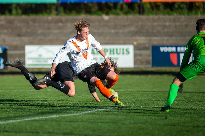 Bryan Beekman sleurt en pingelt Victoria Boys naar de zege en wil het ...