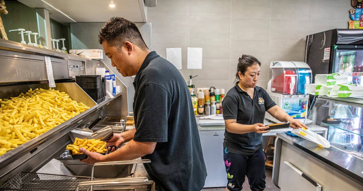 Verpakkingsstress en slappe friet: snackbars worstelen met nieuwe ...