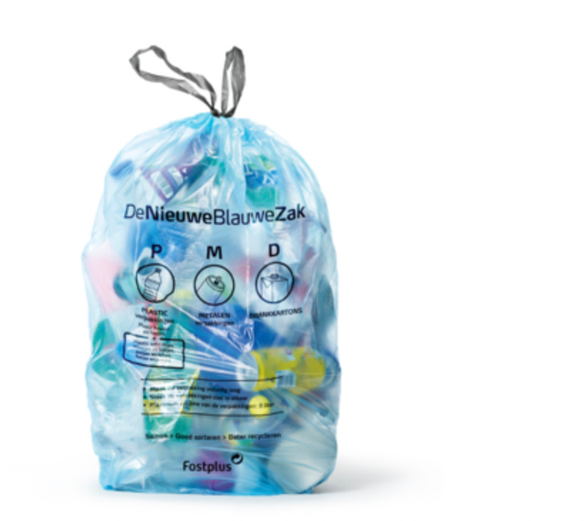 2024 brengt een extra pmd-zak mee | Foto | hln.be