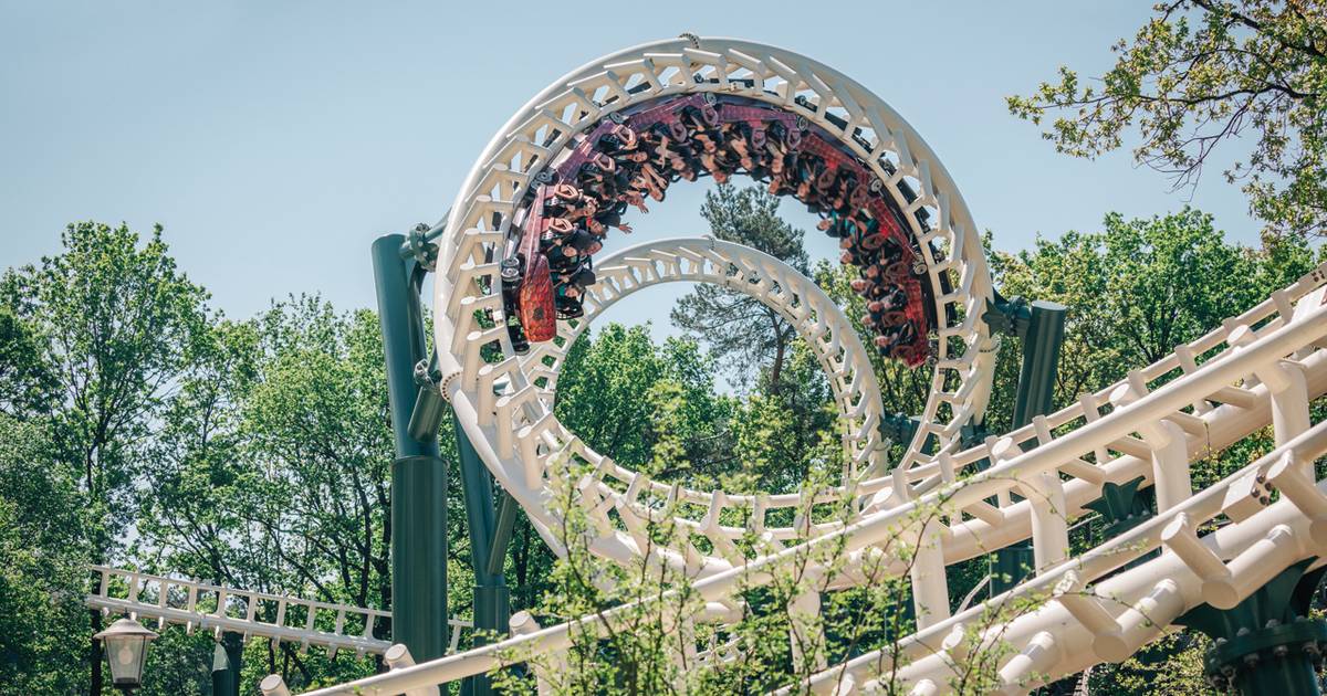 Bezoekers Efteling komen vast te zitten in de Python door storing ...