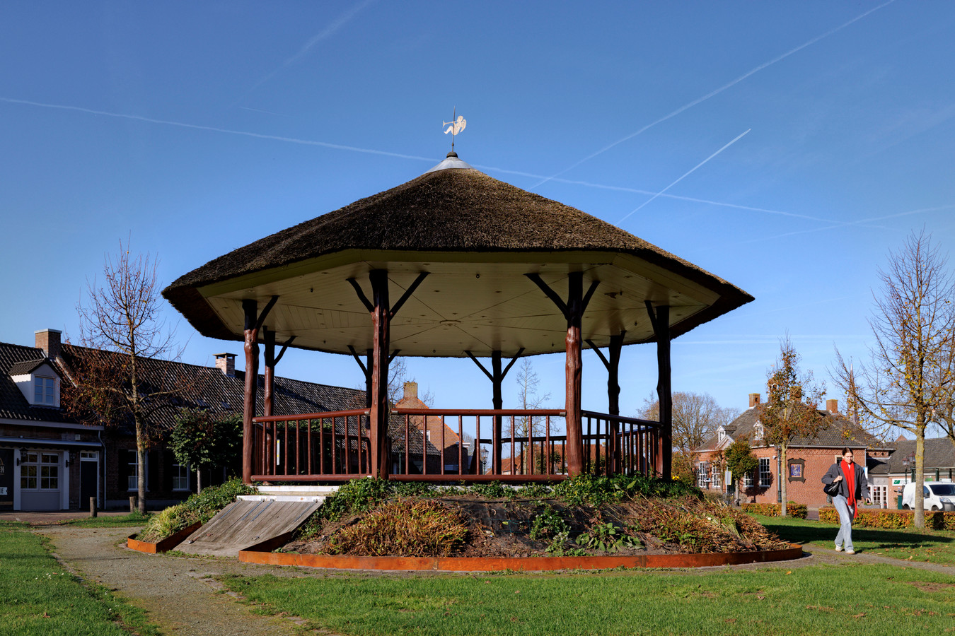 Liempds ganzenbord ligt er versleten bij: wie redt dit kunstwerk ...