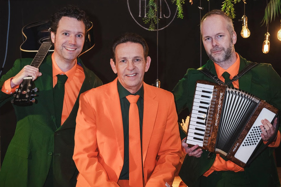 Carnavalslied burgemeester Cranendonck: ‘Samen zijn we overal’ | Foto ...