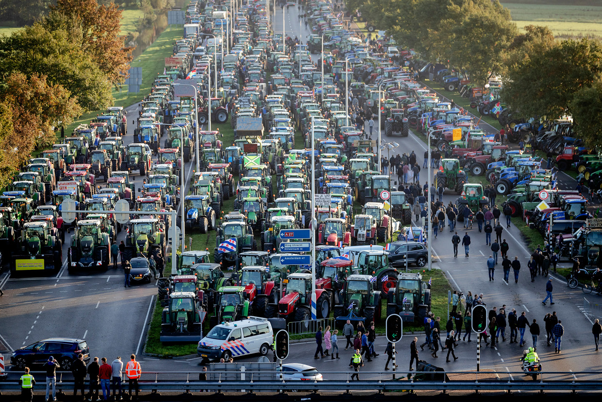 Bouw hard geraakt door boerenprotest: ‘We sluiten acties zeker niet uit’