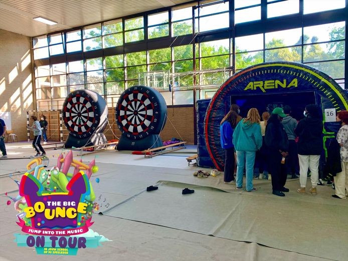 Big Bounce strijkt neer in Koninklijk Lyceum: “Kinderen gaan volledig ...