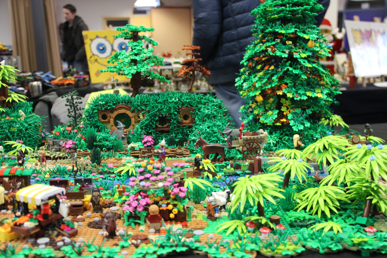 IN BEELD. Van Tieltse Halletoren tot winterlandschap: LEGO-fanaten ...