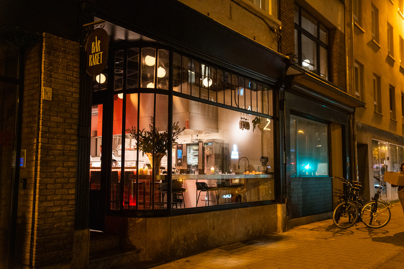 Team van populair restaurant Lewis opent nieuwe Bar Raket | Foto | hln.be