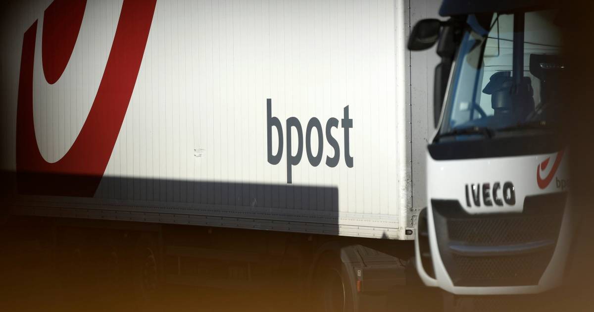 Burgercollectief blokkeert distributiecentrum bpost in Fleurus ...