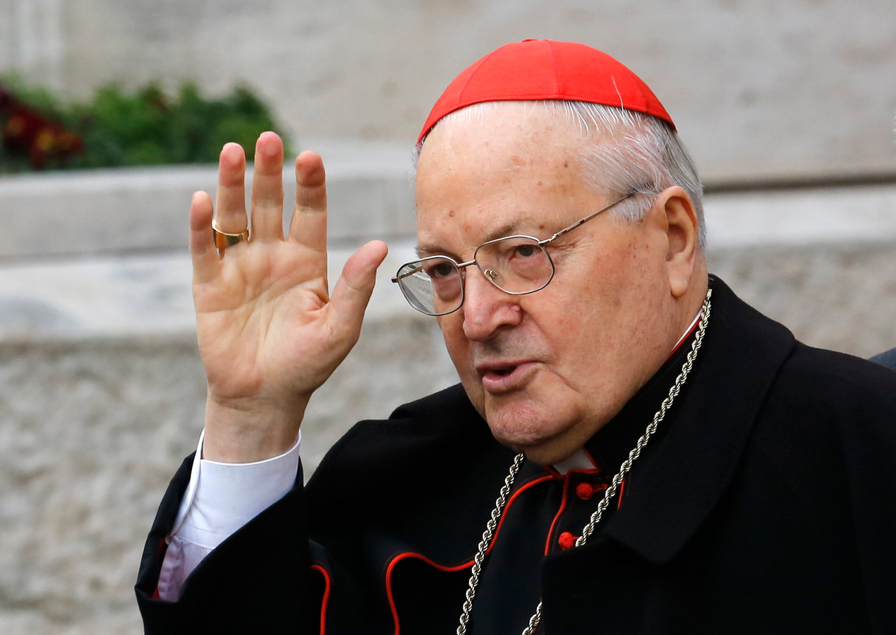 Le cardinal Sodano, ex-bras droit de Jean Paul II et Benoît XVI, est ...
