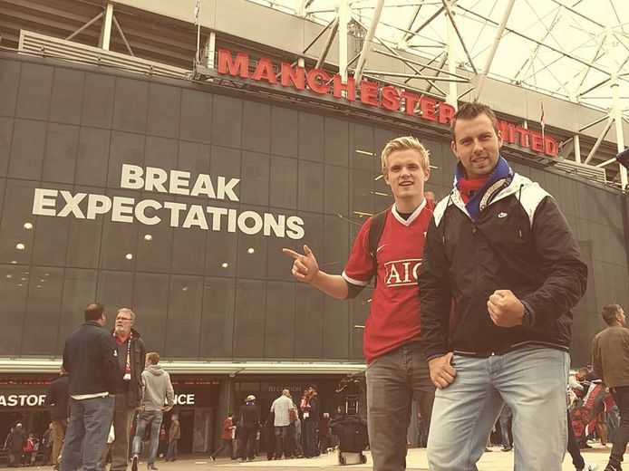 Club-fans beleven match tussen Engelse supporters | Knokke-Heist | hln.be