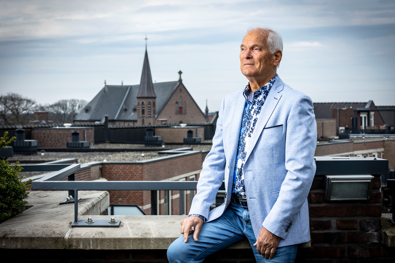 Geen carrière in de kerk voor Martin van Gils, grondlegger van ...