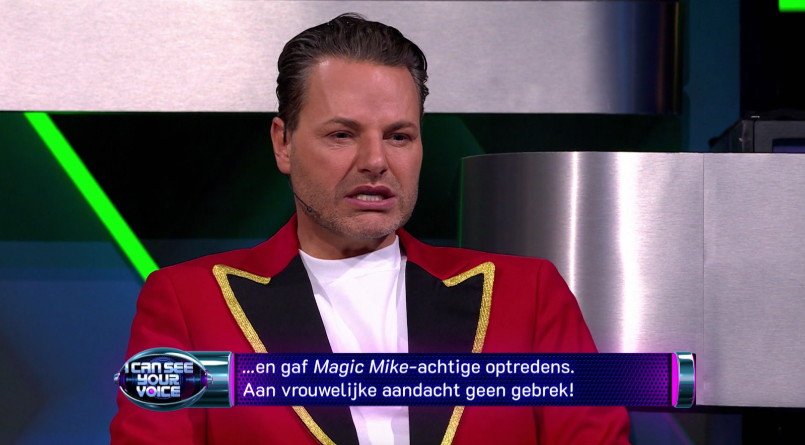 Bijna 1,2 miljoen kijkers zien Fred van Leer wegzwijmelen bij stripper ...