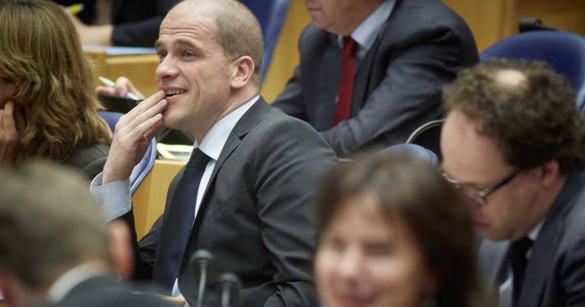 PvdA-leden tegen strafbaar maken illegaliteit | Binnenland | AD.nl