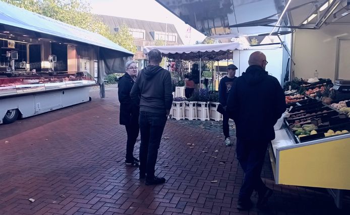 Wekelijkse markt in Morkhoven gelauwerd met ‘GoeBezig’-award: “Ideale ...