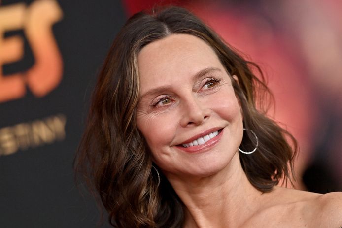 Calista Flockhart maakt comeback in 'Feud' maar is haast onherkenbaar ...