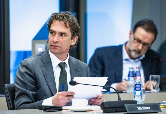 Minister ‘verbaasd’ over NAM-baas die zegt dat versterking Groningse ...