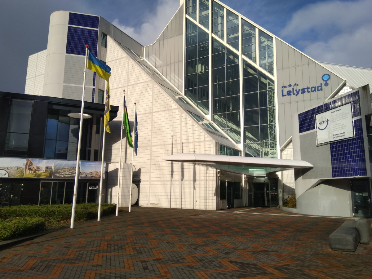 Lelystad klaar met reljeugd, burgemeester voert samenscholingsverbod in ...