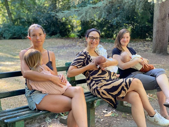 Tientallen moeders geven samen borstvoeding in Citadelpark om taboe weg ...