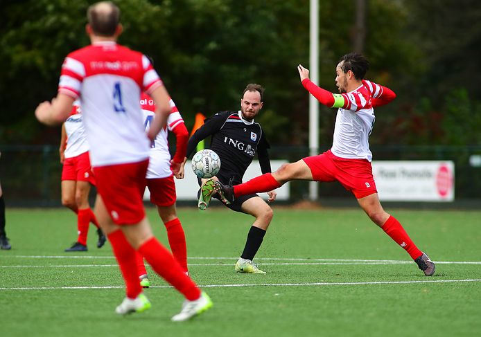 FC De Bilt laat FC Breukelen nog langer wachten op eerste overwinning ...