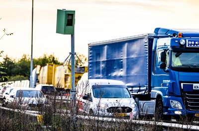 En wéér staat deze flitspaal op de N3 in het rijtje met meest ...