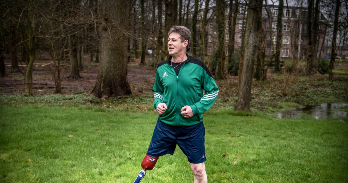 Scheidsrechter Jan: Geamputeerd been, so what? Ik wil gewoon weer ...