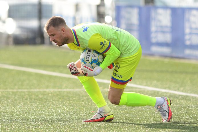 Stefan Roef en SK Londerzeel met vertrouwen naar leider Sporting ...