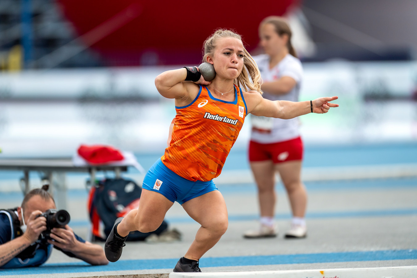 Succes voor Groesbeekse para-atlete Lara Baars: zilver en brons | Foto ...