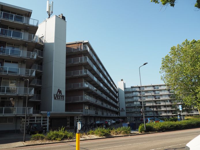 Aangekondigde sloop van flat zorgt voor onrust bij bewoners: ‘Drie ...
