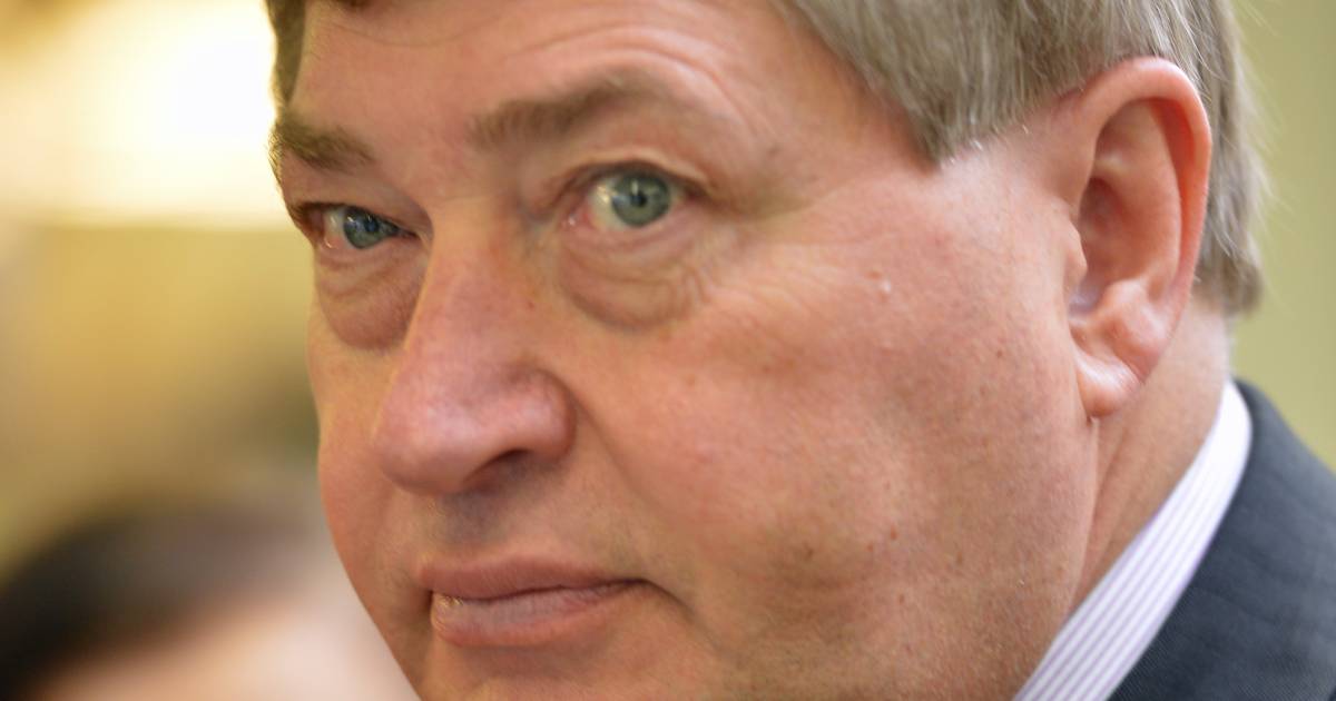Oud-minister Leo Delcroix (72) overleden | Binnenland | hln.be