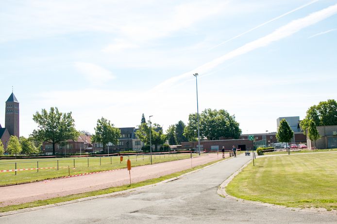 Opnieuw buitensporten mogelijk in stedelijke sportcentra | Sint-Niklaas ...