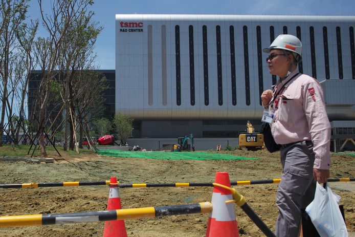 Het zit nog niet mee voor de belangrijkste ASML-klant, de Taiwanese chipproducent TSMC ...