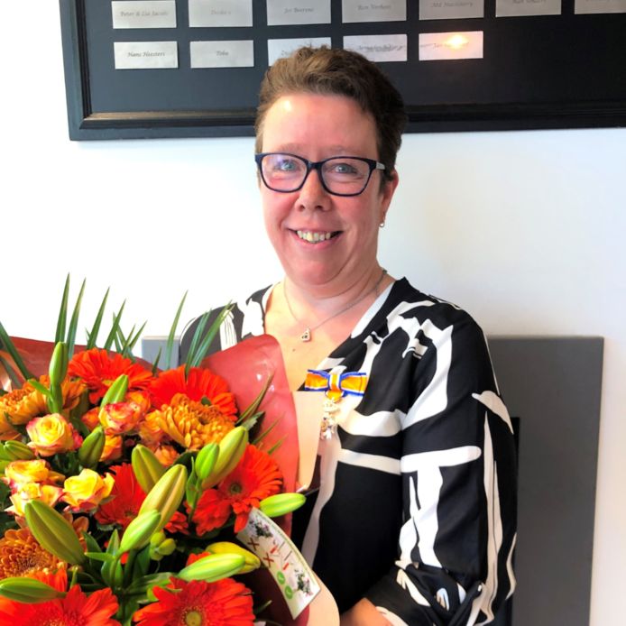 Burgemeester Eersel reikt 5 koninklijke onderscheidingen uit | Brabant ...