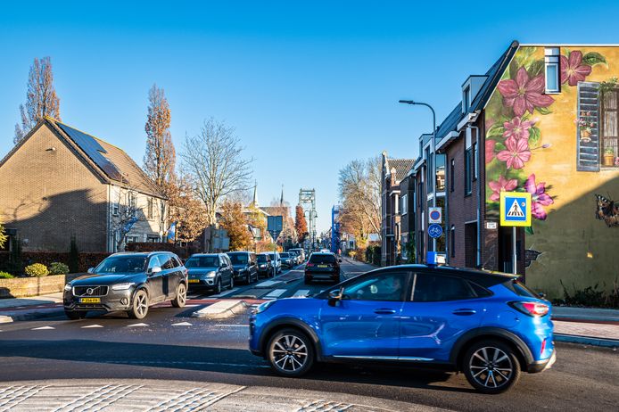 Alphen wil wéér met Waddinxveen praten over beperken verkeersellende in ...