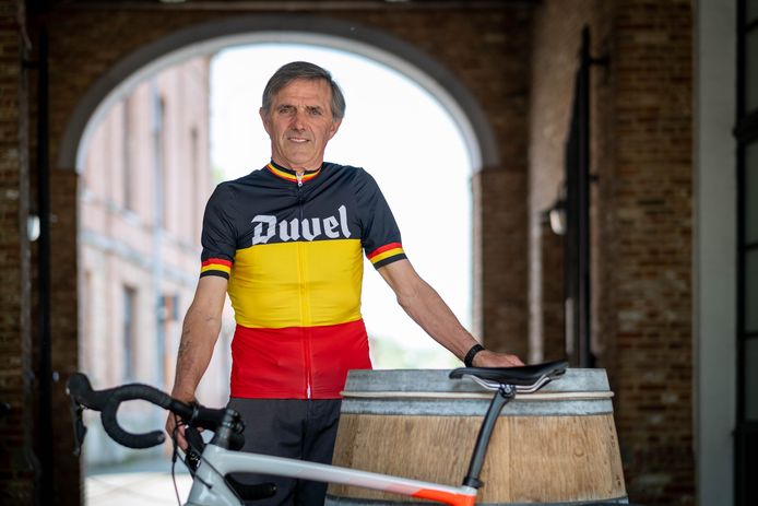 Brouwerij Duvel Moortgat eert oud veldrijder Jan Teugels (72) met ...