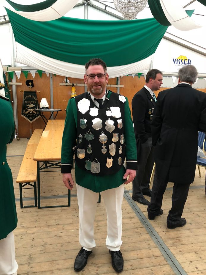 Nieuwe schutterskoningen voor EMM en Excelsior in Lobith | Zevenaar ...