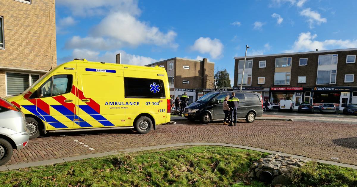 Scooterrijder gewond bij botsing met auto in Arnhem | Arnhem ...