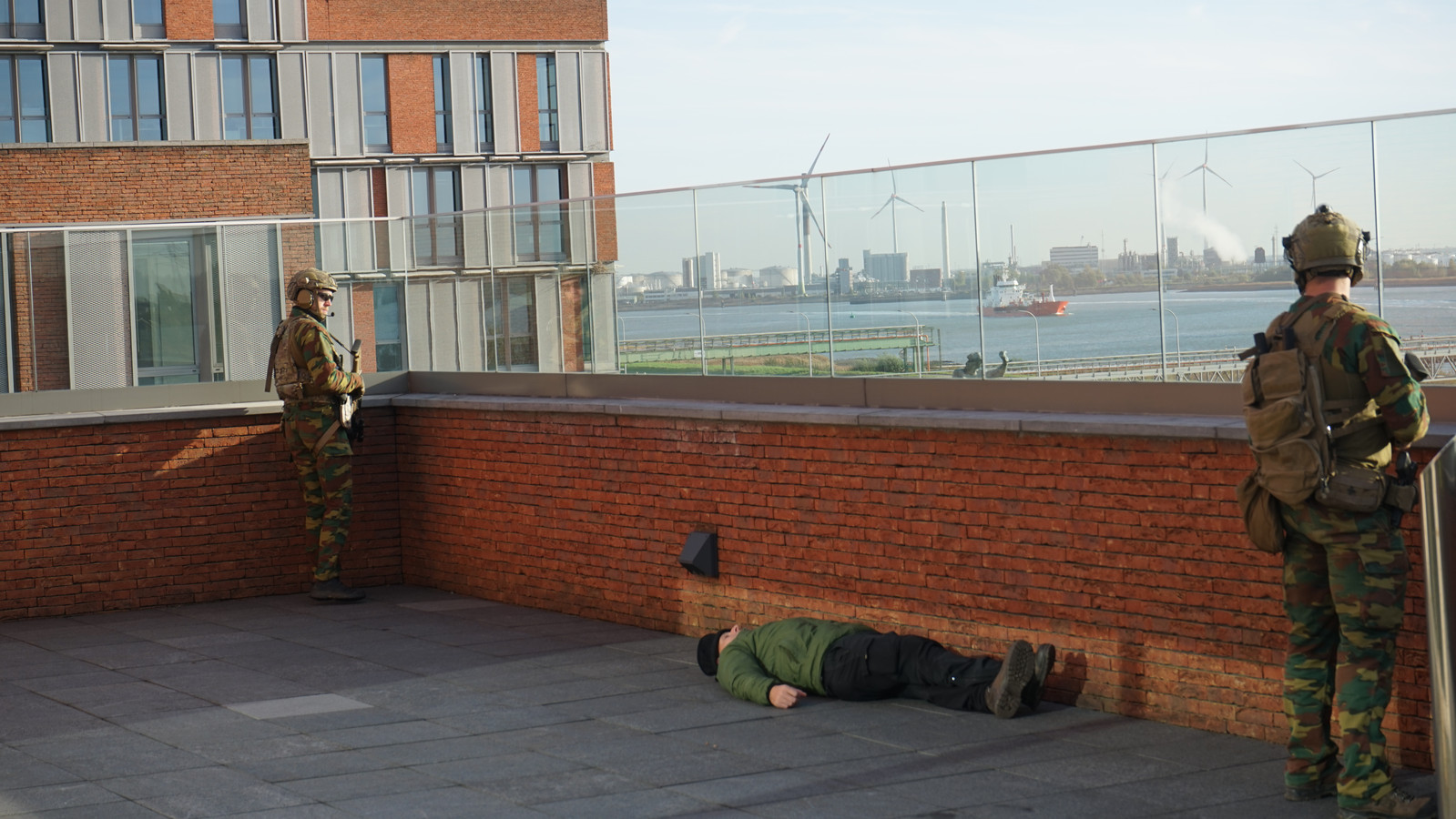 Para’s bestormen Burcht Singelberg van Katoen Natie: “Altijd beter om ...